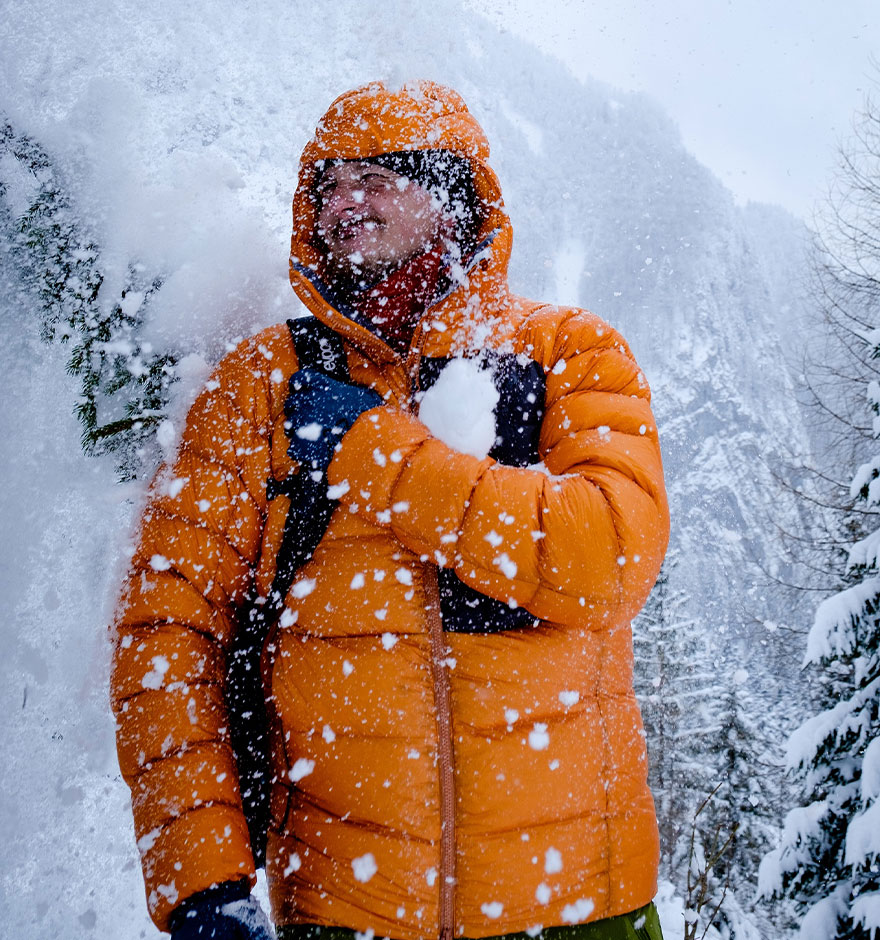 Die Rab Mythic Ultra Daunenjacke im Test | Bergzeit Magazin