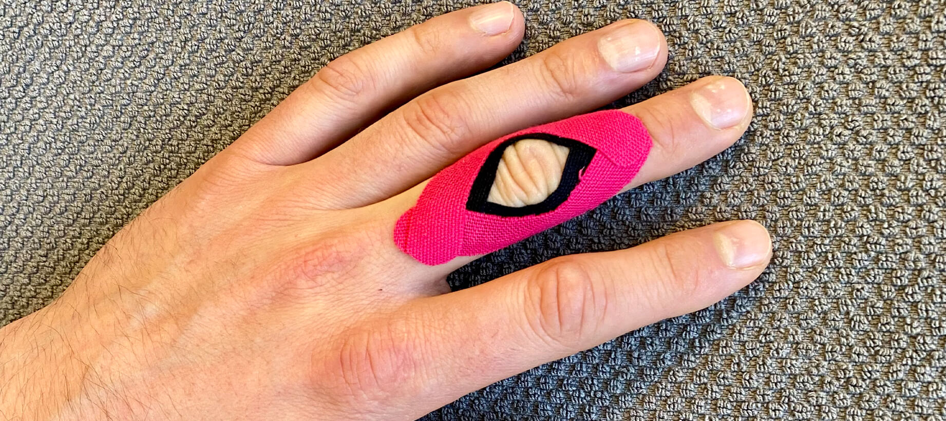 Finger richtig tapen: Die wichtigsten Grundregeln für Kletterer