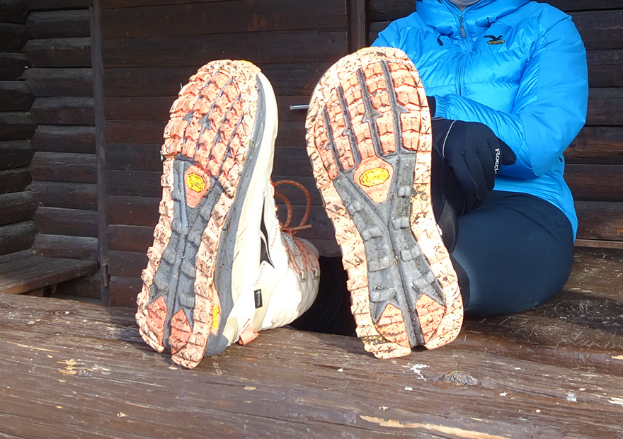 Altra Damen Olympus 5 Hike Mid GTX Trekkingschuhe im Test